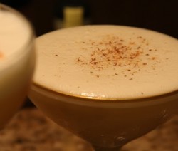 Sherry Flip koktél | Receptváros